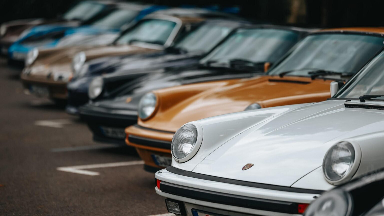 Classic Car Market Report 2025 - Oracle Car Finance